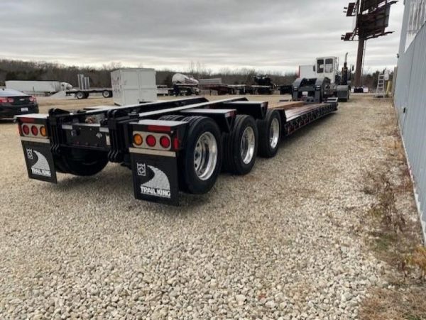 2023 TRAIL KING TK110HDG 55 TON HYD RGN - Reno's Trailer Sales