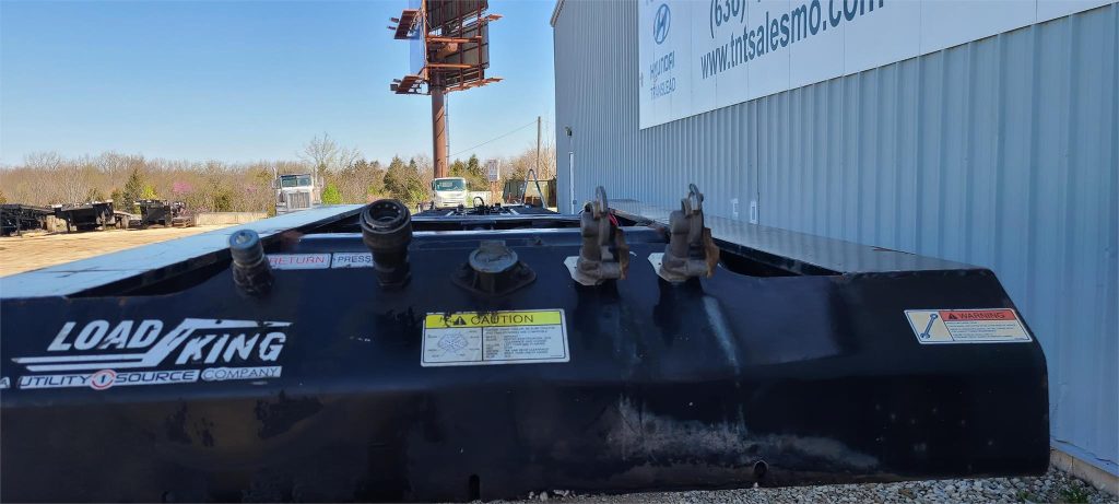 2017 LOAD KING 55 TON TRI-AXLE RGN - Reno's Trailer Sales