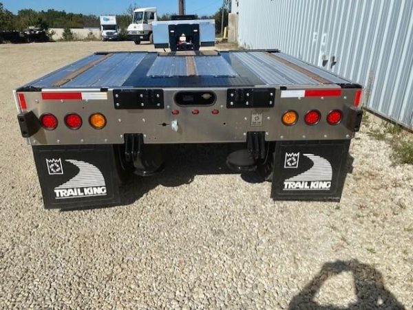 2023 TRAIL KING TK80 AGRICULTURAL HYDRAULIC RGN - Reno's Trailer Sales